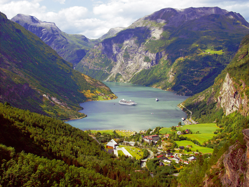 QUEEN MARY2 - Norwegische Fjorde mit Stil